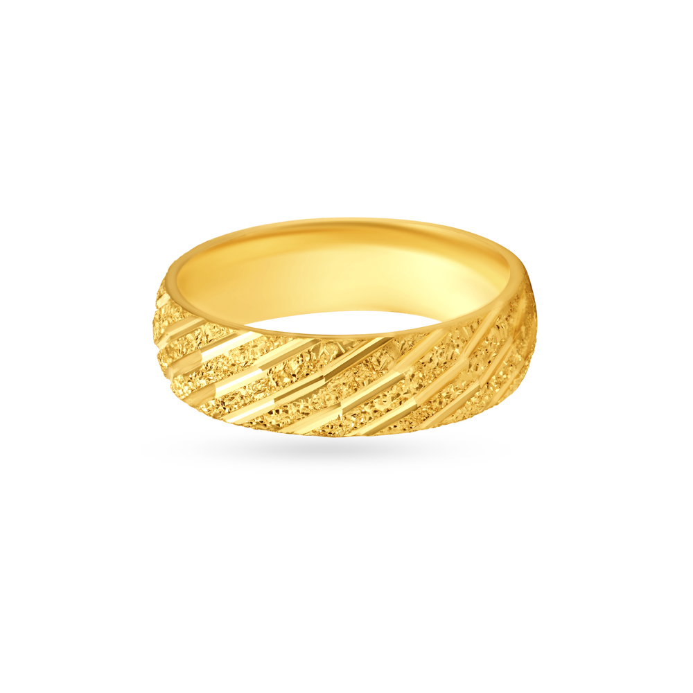 Traditional Gold Finger Band