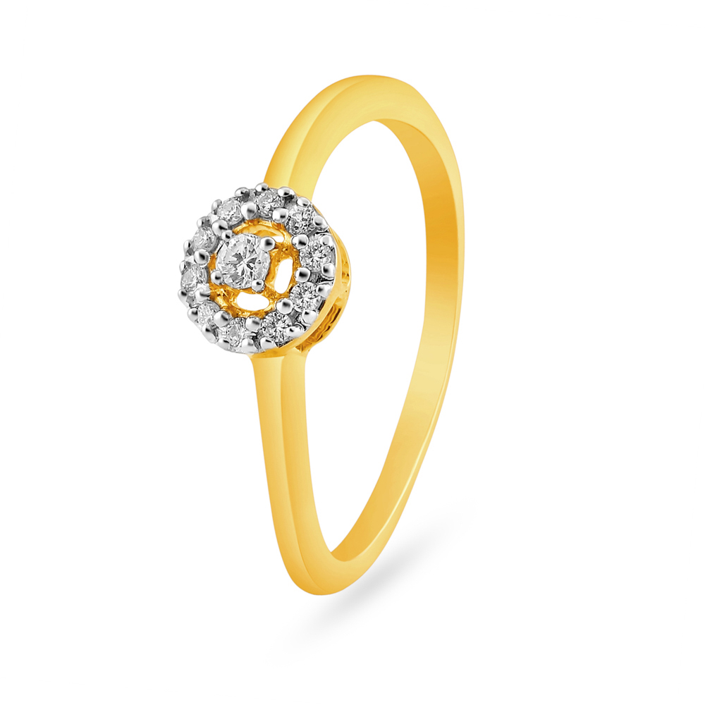 Contemporary Pointer Diamond Ring
