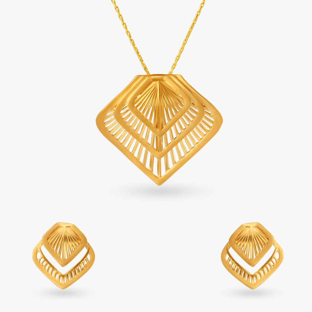 Scenic Gold Pendant and Earrings Set