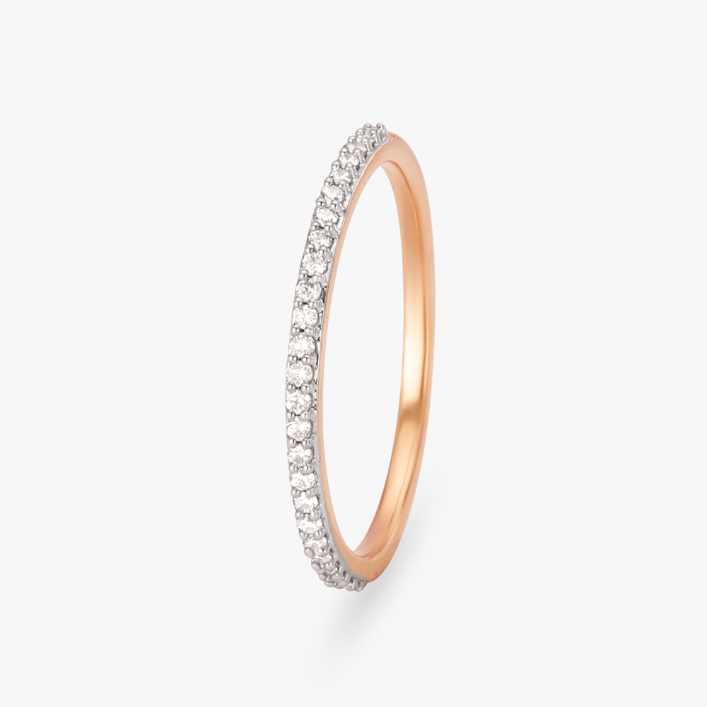 Sleek Diamond Finger Ring