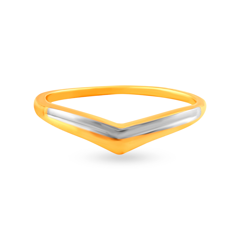 Classy Dainty Gold Ring