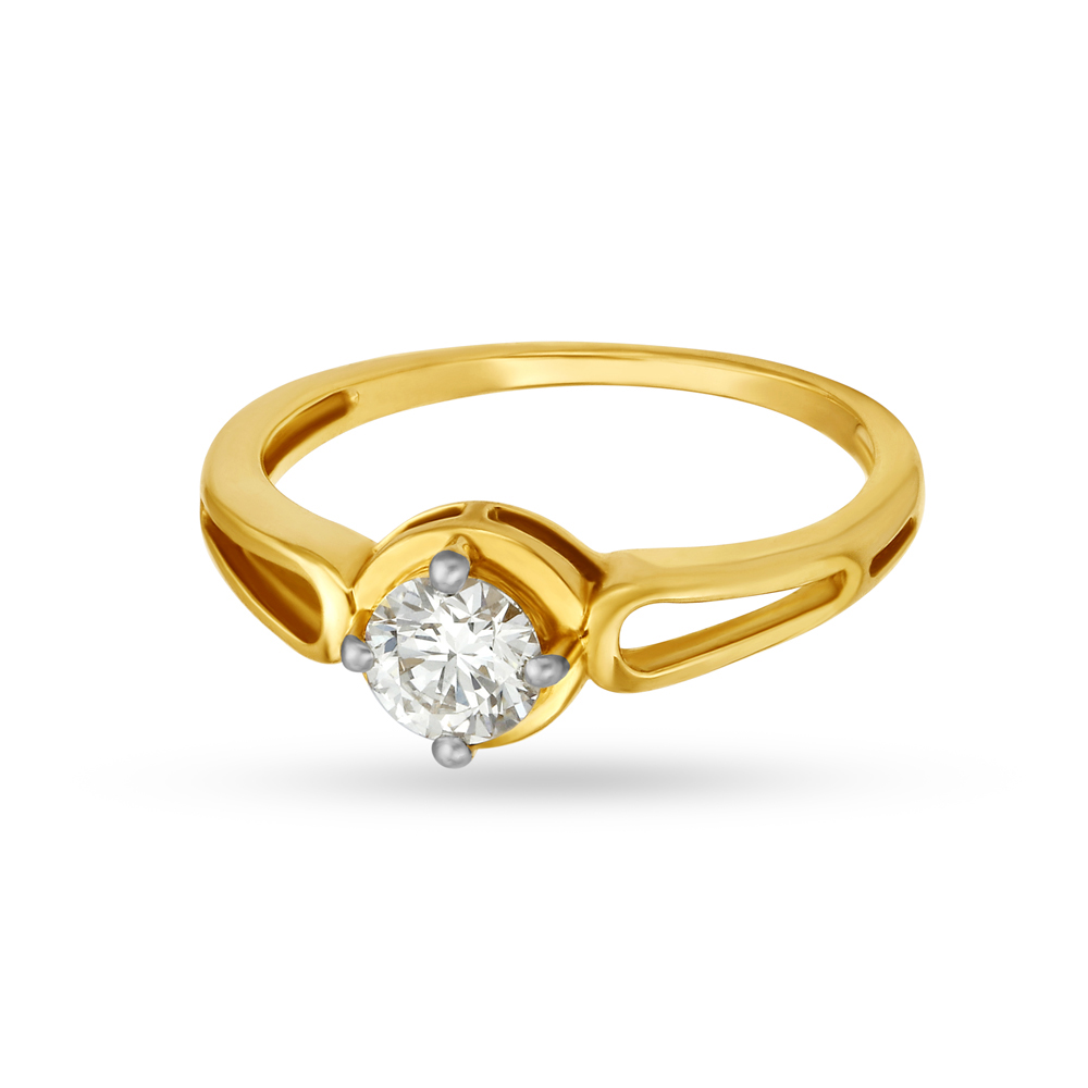 Graceful Gold and Diamond Ring