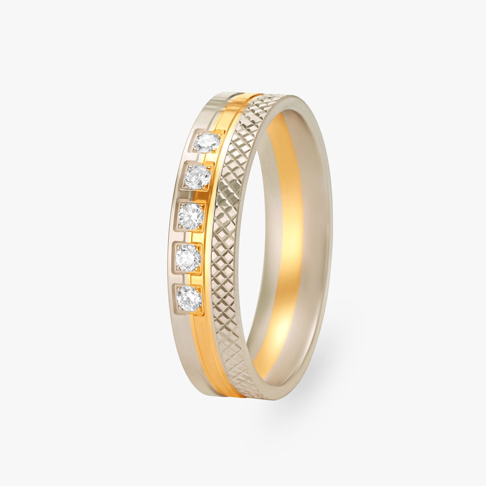 Sparkling Diamond Ring