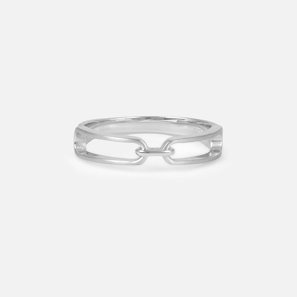 Linked Elegance Silver Finger Ring