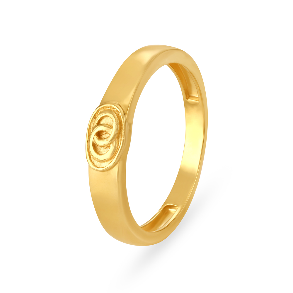 Classy Contemporary Gold Ring